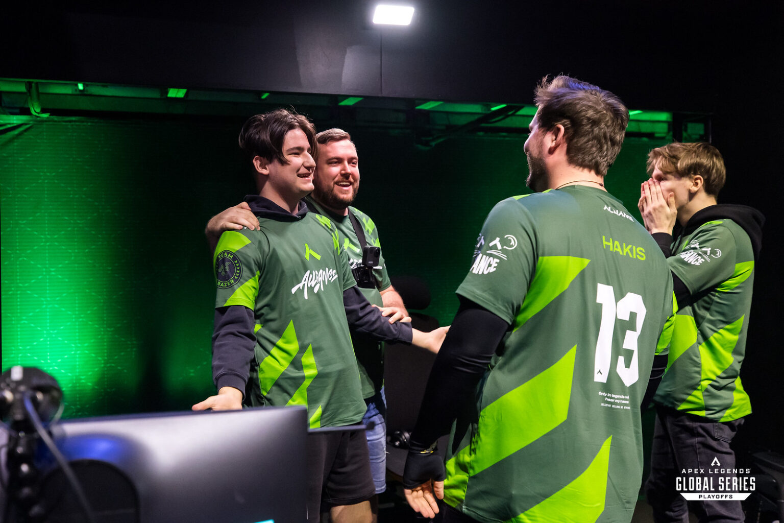 A Guide to Esports Careers: Where Can Gaming Take You? - Play New Meta ...